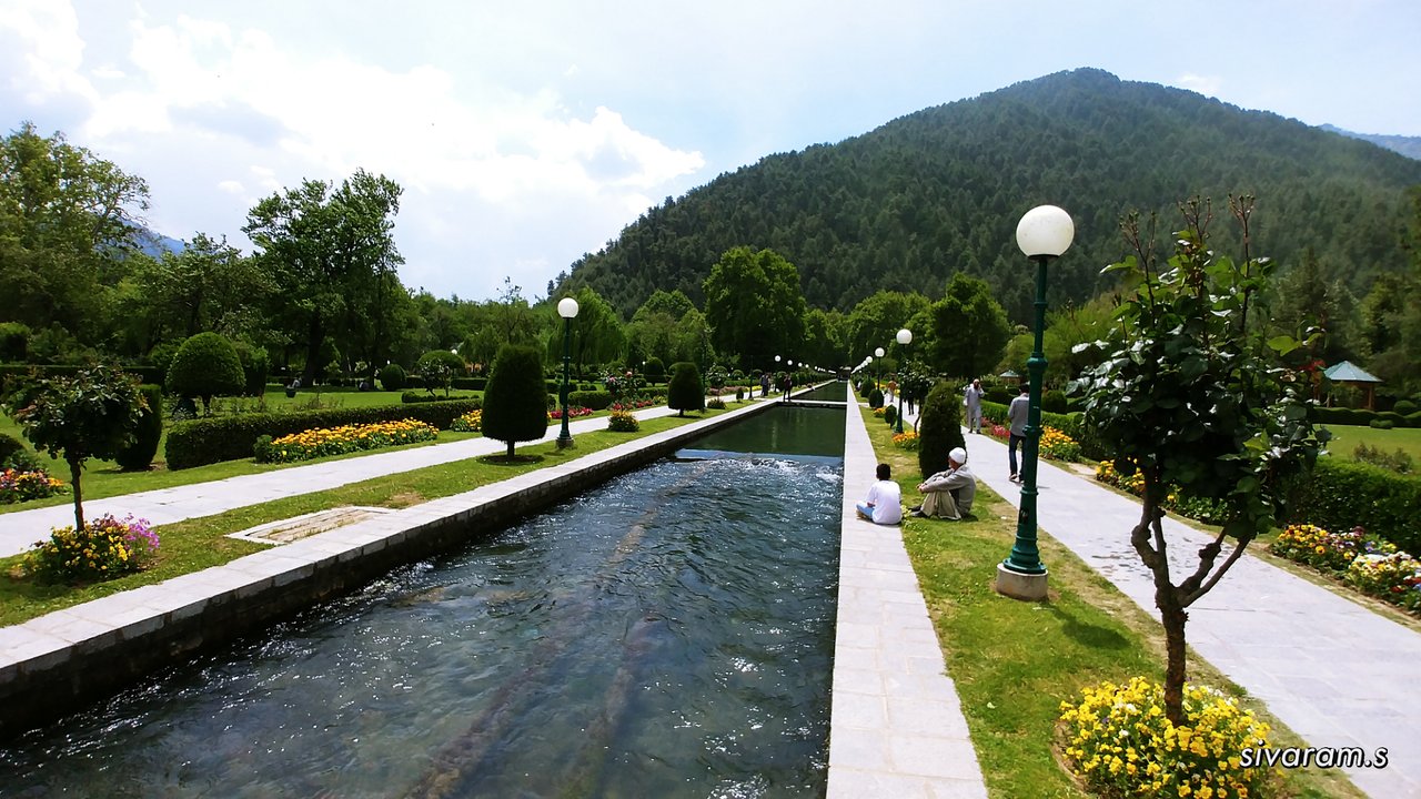 6 Stunning Mughal Gardens in India